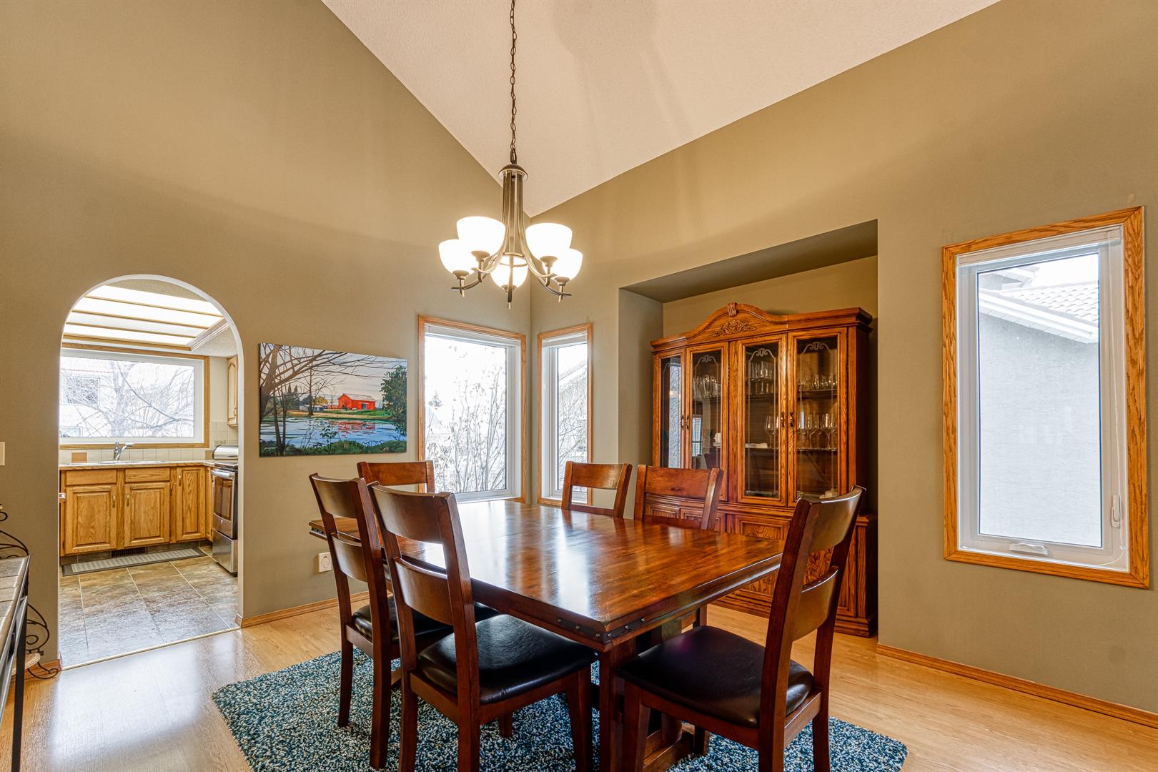 8336 Edgevalley Drive Nw, For Sale in Calgary - Zoocasa